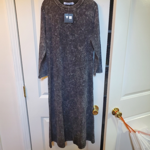 junees | Dresses | Mineral Black Modest Dress | Poshmark